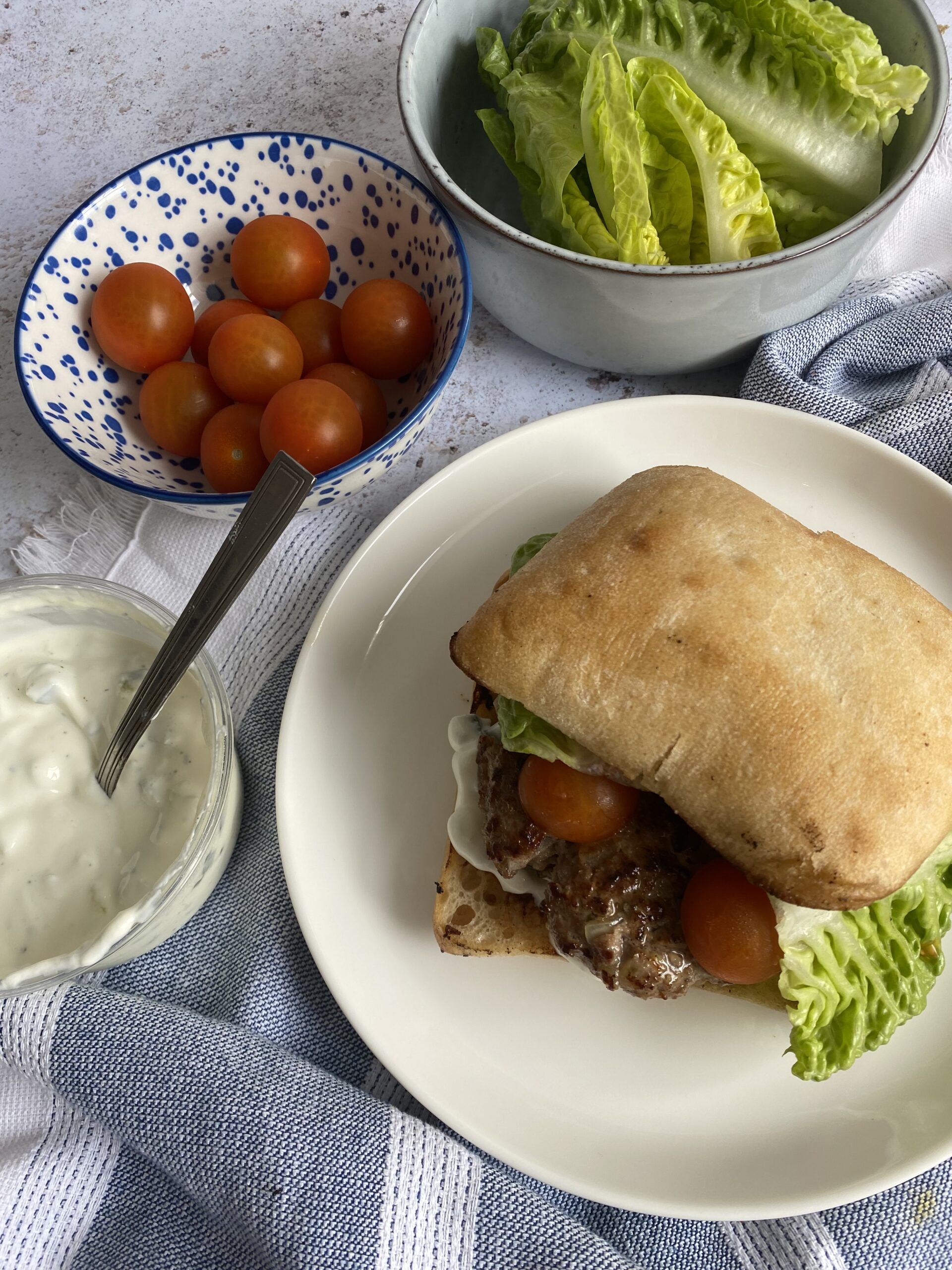 Bhuna lamb burgers - The Batch Lady